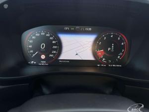 Красный Вольво XC40 2019 в Клайпеда, объемом двигателя 1.97 л и пробегом 77 тыс. км за 22500 €, фото 22 на AUTOMOTO.COM.LV