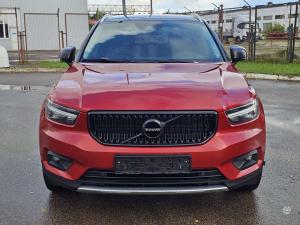 Sarkans Volvo XC40 2019 Rokiškis, ar dzinēja tilpumu 1.97 L un nobraukumu 300 tūkst. km par 12400 €, foto 1 vietnē AUTOMOTO.COM.LV