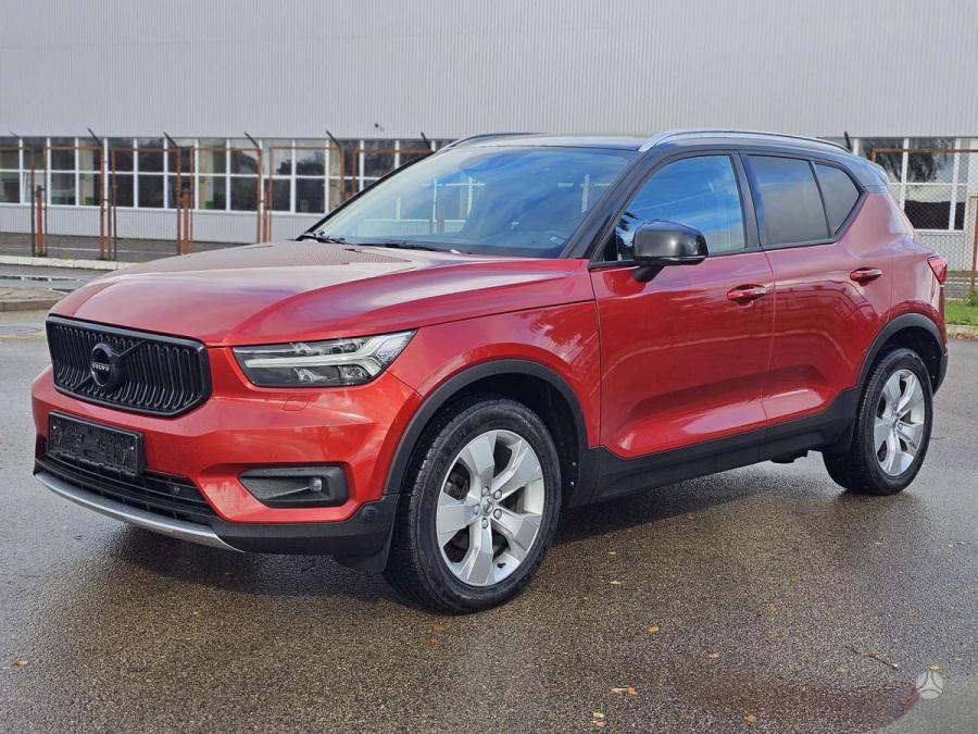 Красный Вольво XC40 2019 в Рокишкис, объемом двигателя 1.97 л и пробегом 300 тыс. км за 12400 €, фото 5 на AUTOMOTO.COM.LV