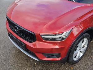 Красный Вольво XC40 2019 в Рокишкис, объемом двигателя 1.97 л и пробегом 300 тыс. км за 12400 €, фото 6 на AUTOMOTO.COM.LV