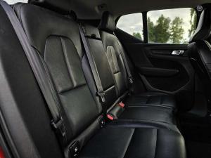 Красный Вольво XC40 2019 в Рокишкис, объемом двигателя 1.97 л и пробегом 300 тыс. км за 12400 €, фото 15 на AUTOMOTO.COM.LV