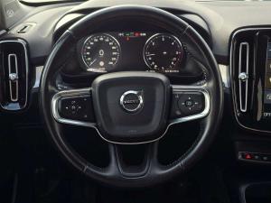 Красный Вольво XC40 2019 в Рокишкис, объемом двигателя 1.97 л и пробегом 300 тыс. км за 12400 €, фото 26 на AUTOMOTO.COM.LV