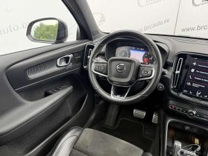 Красный Вольво XC40 2019 в Клайпеда, объемом двигателя 1.97 л и пробегом 77 тыс. км за 21500 €, фото 6 на AUTOMOTO.COM.LV