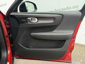 Красный Вольво XC40 2019 в Клайпеда, объемом двигателя 1.97 л и пробегом 77 тыс. км за 21500 €, фото 9 на AUTOMOTO.COM.LV