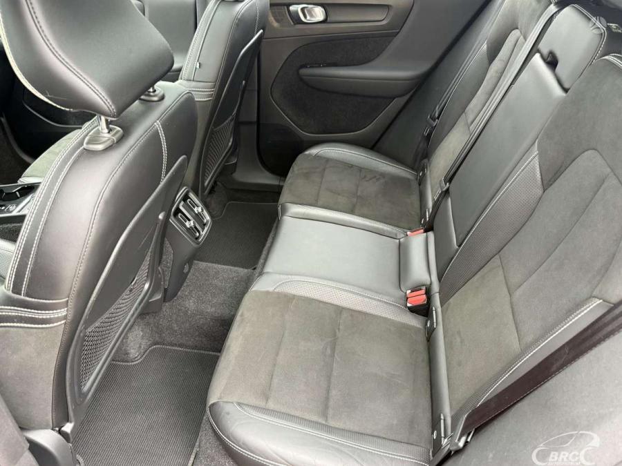 Красный Вольво XC40 2019 в Клайпеда, объемом двигателя 1.97 л и пробегом 77 тыс. км за 21500 €, фото 18 на AUTOMOTO.COM.LV
