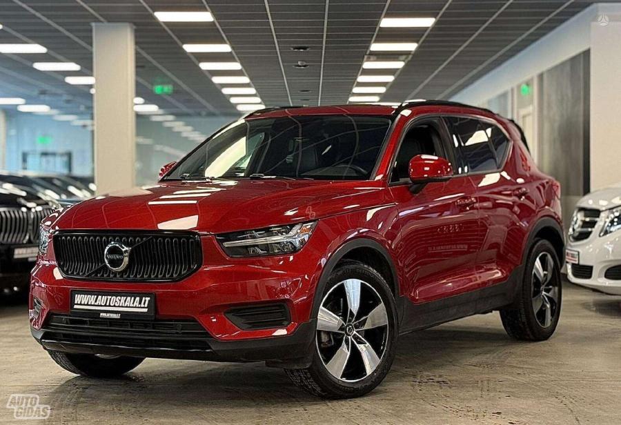 Red Volvo XC40 2020 in Klaipeda, with an engine capacity of 2.00 L and mileage of 37 thousand km for 22500 €, photo 1 on AUTOMOTO.COM.LV