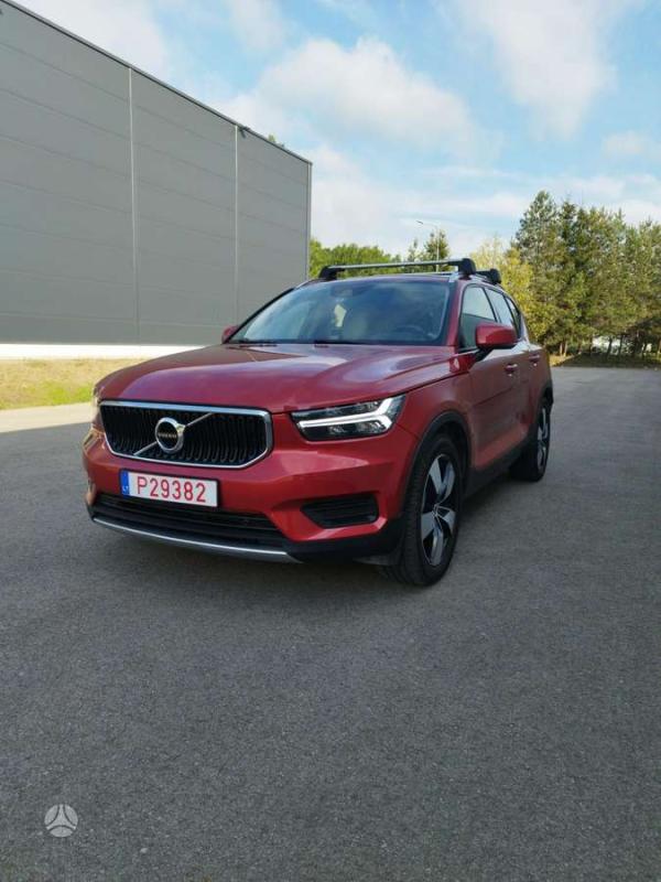 Красный Вольво XC40 2020 в Утена, объемом двигателя 1.97 л и пробегом 101 тыс. км за 20700 €, фото 4 на AUTOMOTO.COM.LV