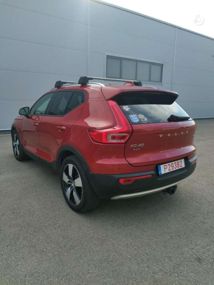 Красный Вольво XC40 2020 в Утена, объемом двигателя 1.97 л и пробегом 101 тыс. км за 20700 €, фото 11 на AUTOMOTO.COM.LV