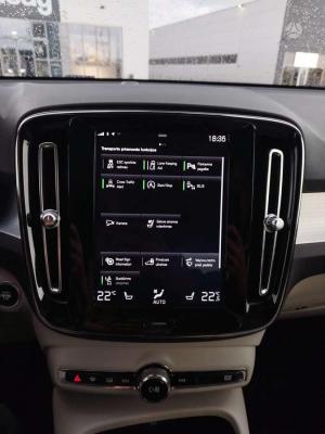 Красный Вольво XC40 2020 в Утена, объемом двигателя 1.97 л и пробегом 101 тыс. км за 20700 €, фото 24 на AUTOMOTO.COM.LV