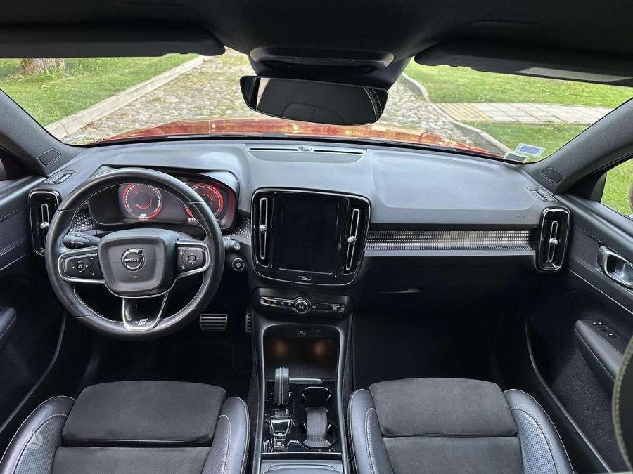 Sarkans Volvo XC40 2020 Kauņa, ar dzinēja tilpumu 1.97 L un nobraukumu 186 tūkst. km par 19490 €, foto 13 vietnē AUTOMOTO.COM.LV