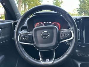 Sarkans Volvo XC40 2020 Kauņa, ar dzinēja tilpumu 1.97 L un nobraukumu 186 tūkst. km par 19490 €, foto 14 vietnē AUTOMOTO.COM.LV