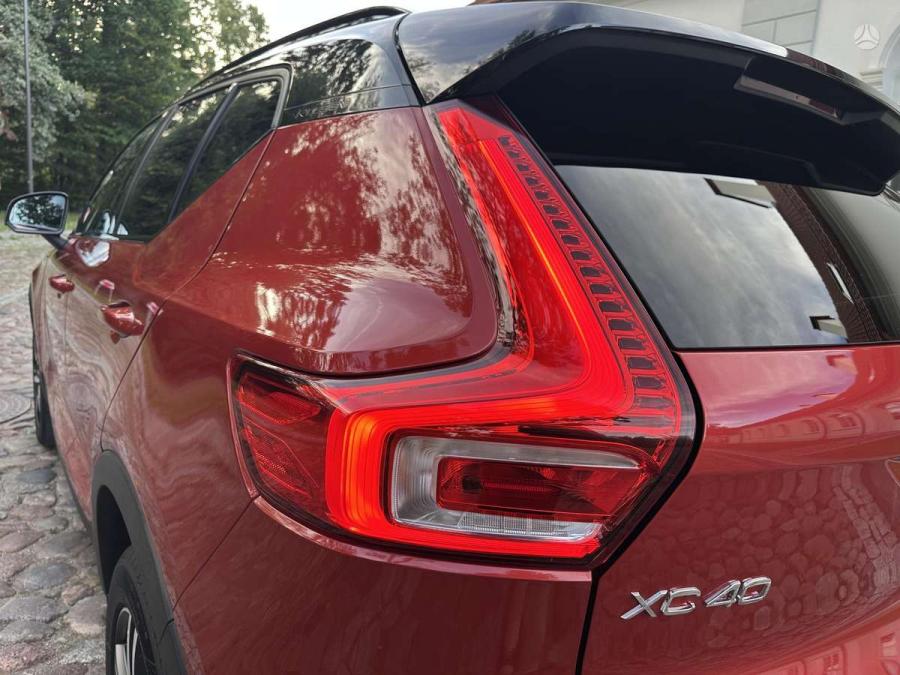 Sarkans Volvo XC40 2020 Kauņa, ar dzinēja tilpumu 1.97 L un nobraukumu 186 tūkst. km par 19490 €, foto 24 vietnē AUTOMOTO.COM.LV