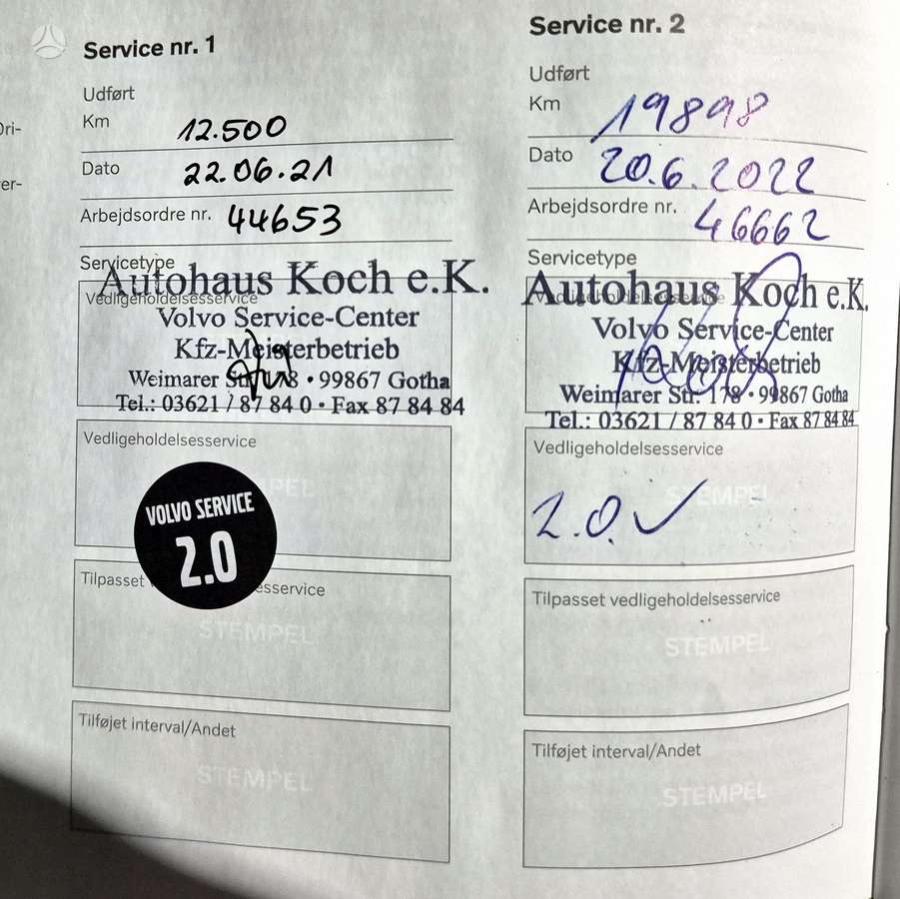 Red Volvo XC40 2020 in Siauliai, with an engine capacity of 1.97 L and mileage of 41 thousand km for 24900 €, photo 28 on AUTOMOTO.COM.LV