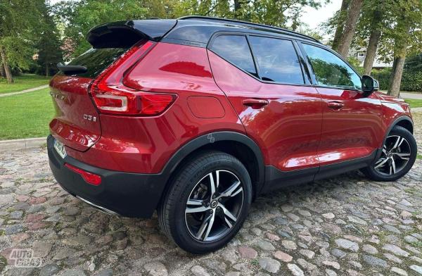 Красный Вольво XC40 2020 в Каунас, объемом двигателя 2.00 л и пробегом 186 тыс. км за 19500 €, фото 6 на AUTOMOTO.COM.LV