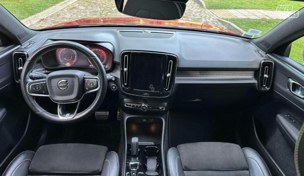 Красный Вольво XC40 2020 в Каунас, объемом двигателя 2.00 л и пробегом 186 тыс. км за 19500 €, фото 7 на AUTOMOTO.COM.LV