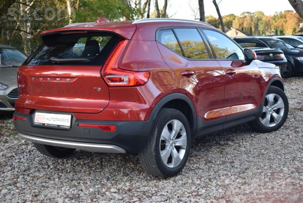 Volvo XC40 2020 KuldÄ«ga vietnÄ Sarkans Volvo XC40 2020 KuldÄ«ga, ar dzinÄja tilpumu 1.50 L un nobraukumu 0 tÅ«kst. km par 24790 ā¬, foto 3 vietnÄ AUTOMOTO.COM.LV