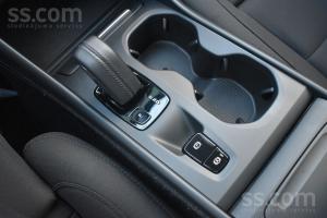 Sarkans Volvo XC40 2020 Kuldīga, ar dzinēja tilpumu 1.50 L un nobraukumu 0 tūkst. km par 24790 €, foto 10 vietnē AUTOMOTO.COM.LV