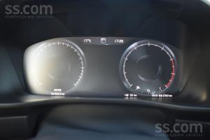 Sarkans Volvo XC40 2020 Kuldīga, ar dzinēja tilpumu 1.50 L un nobraukumu 0 tūkst. km par 24790 €, foto 16 vietnē AUTOMOTO.COM.LV