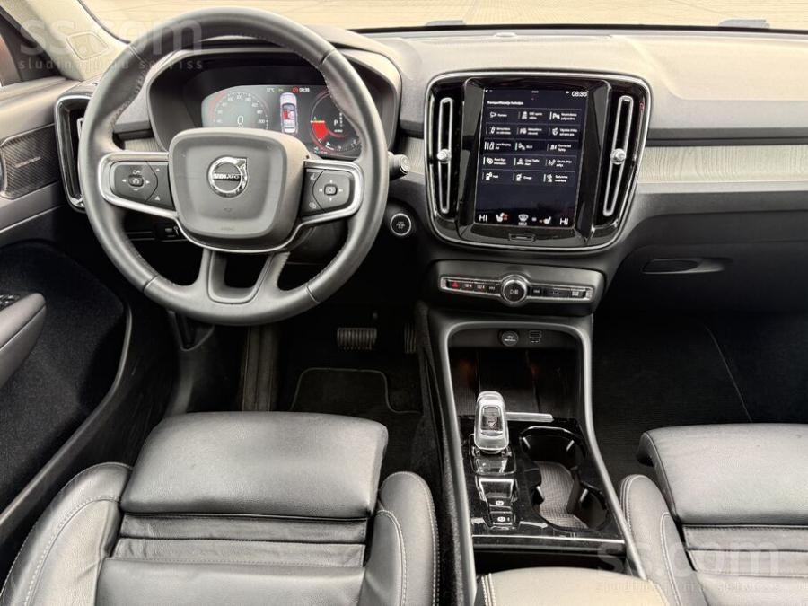 Sarkans Volvo XC40 2021 Rīga, ar dzinēja tilpumu 1.50 L un nobraukumu 106 tūkst. km par 25900 €, foto 7 vietnē AUTOMOTO.COM.LV