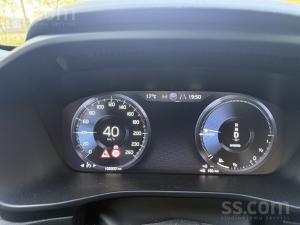 Sarkans Volvo XC40 2021 Rīga, ar dzinēja tilpumu 1.50 L un nobraukumu 106 tūkst. km par 25900 €, foto 11 vietnē AUTOMOTO.COM.LV