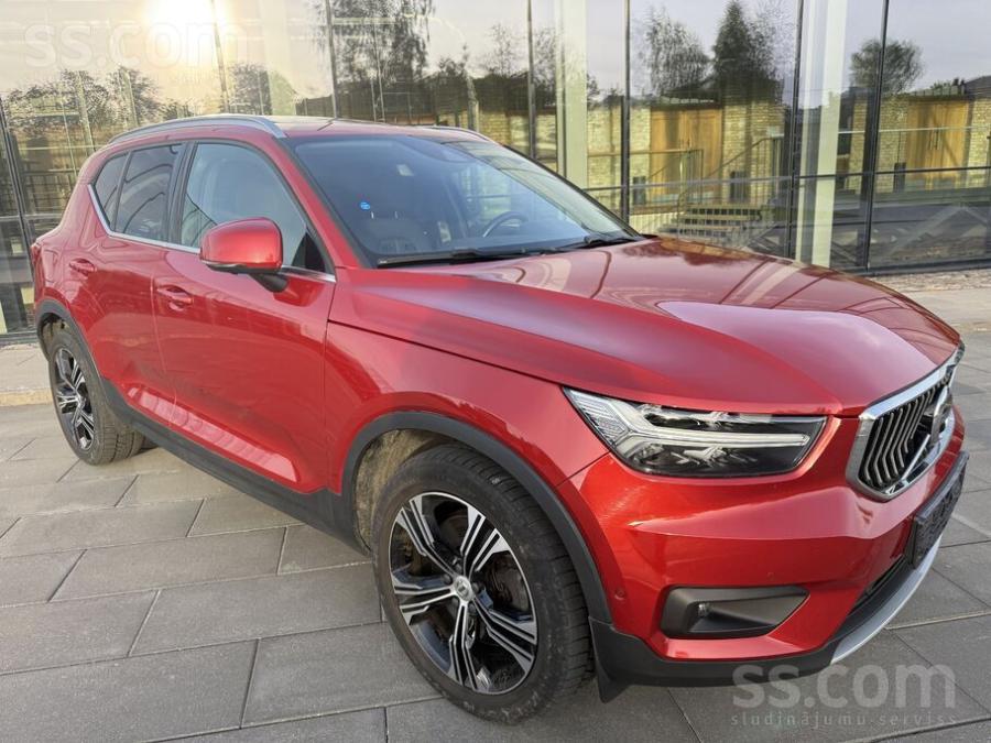 Sarkans Volvo XC40 2021 Rīga, ar dzinēja tilpumu 1.50 L un nobraukumu 106 tūkst. km par 25900 €, foto 19 vietnē AUTOMOTO.COM.LV