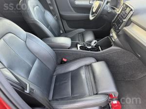 Sarkans Volvo XC40 2021 Rīga, ar dzinēja tilpumu 1.50 L un nobraukumu 106 tūkst. km par 25900 €, foto 28 vietnē AUTOMOTO.COM.LV