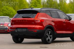 Sarkans Volvo XC40 2021 Jelgava, ar dzinēja tilpumu 1.50 L un nobraukumu 0 tūkst. km par 19750 €, foto 7 vietnē AUTOMOTO.COM.LV