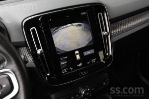 Sarkans Volvo XC40 2021 Jelgava, ar dzinēja tilpumu 1.50 L un nobraukumu 0 tūkst. km par 19750 €, foto 19 vietnē AUTOMOTO.COM.LV