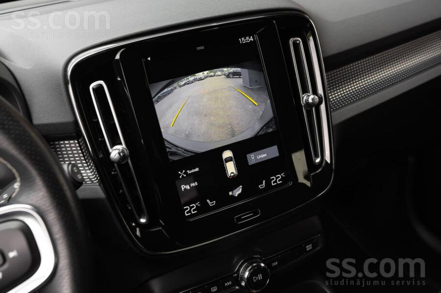 Sarkans Volvo XC40 2021 Jelgava, ar dzinēja tilpumu 1.50 L un nobraukumu 0 tūkst. km par 19750 €, foto 19 vietnē AUTOMOTO.COM.LV
