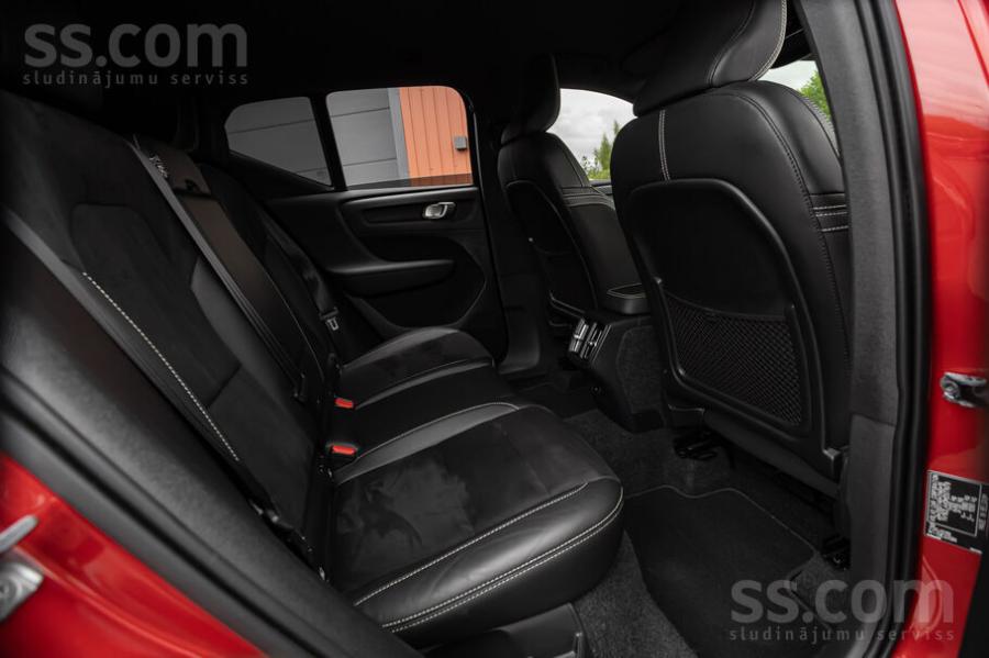 Sarkans Volvo XC40 2021 Jelgava, ar dzinēja tilpumu 1.50 L un nobraukumu 0 tūkst. km par 19750 €, foto 30 vietnē AUTOMOTO.COM.LV