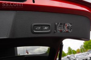 Sarkans Volvo XC40 2021 Jelgava, ar dzinēja tilpumu 1.50 L un nobraukumu 0 tūkst. km par 19750 €, foto 32 vietnē AUTOMOTO.COM.LV