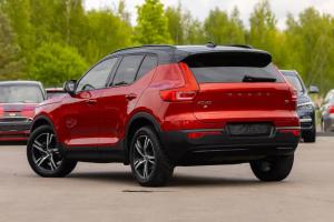 Красный Вольво XC40 2021 в Елгава, объемом двигателя 1.50 л и пробегом 196 тыс. км за 19750 €, фото 9 на AUTOMOTO.COM.LV