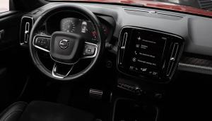 Красный Вольво XC40 2021 в Елгава, объемом двигателя 1.50 л и пробегом 196 тыс. км за 19750 €, фото 14 на AUTOMOTO.COM.LV