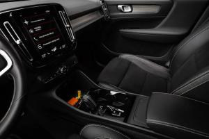 Красный Вольво XC40 2021 в Елгава, объемом двигателя 1.50 л и пробегом 196 тыс. км за 19750 €, фото 15 на AUTOMOTO.COM.LV