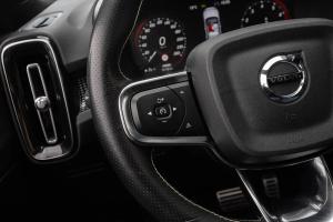 Красный Вольво XC40 2021 в Елгава, объемом двигателя 1.50 л и пробегом 196 тыс. км за 19750 €, фото 26 на AUTOMOTO.COM.LV