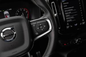 Красный Вольво XC40 2021 в Елгава, объемом двигателя 1.50 л и пробегом 196 тыс. км за 19750 €, фото 27 на AUTOMOTO.COM.LV