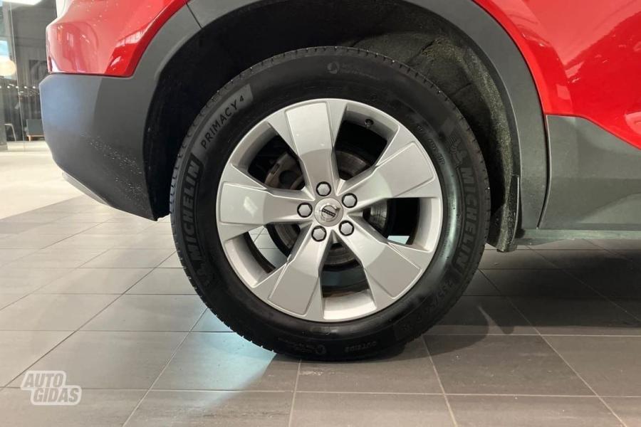 Sarkans Volvo XC40 2022 Kauņa, ar dzinēja tilpumu 0.00 L un nobraukumu 62 tūkst. km par 31859 €, foto 17 vietnē AUTOMOTO.COM.LV