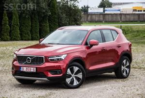 Sarkans Volvo XC40 2022 Tukums, ar dzinēja tilpumu 1.50 L un nobraukumu 181 tūkst. km par 20100 €, foto 7 vietnē AUTOMOTO.COM.LV