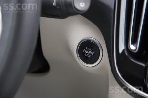 Sarkans Volvo XC40 2022 Tukums, ar dzinēja tilpumu 1.50 L un nobraukumu 181 tūkst. km par 20100 €, foto 20 vietnē AUTOMOTO.COM.LV