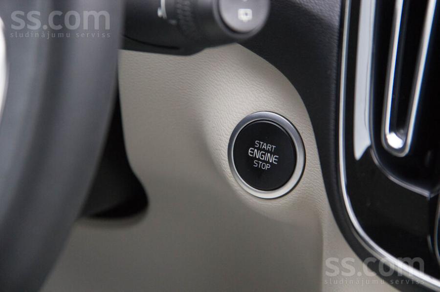 Sarkans Volvo XC40 2022 Tukums, ar dzinēja tilpumu 1.50 L un nobraukumu 181 tūkst. km par 20100 €, foto 20 vietnē AUTOMOTO.COM.LV