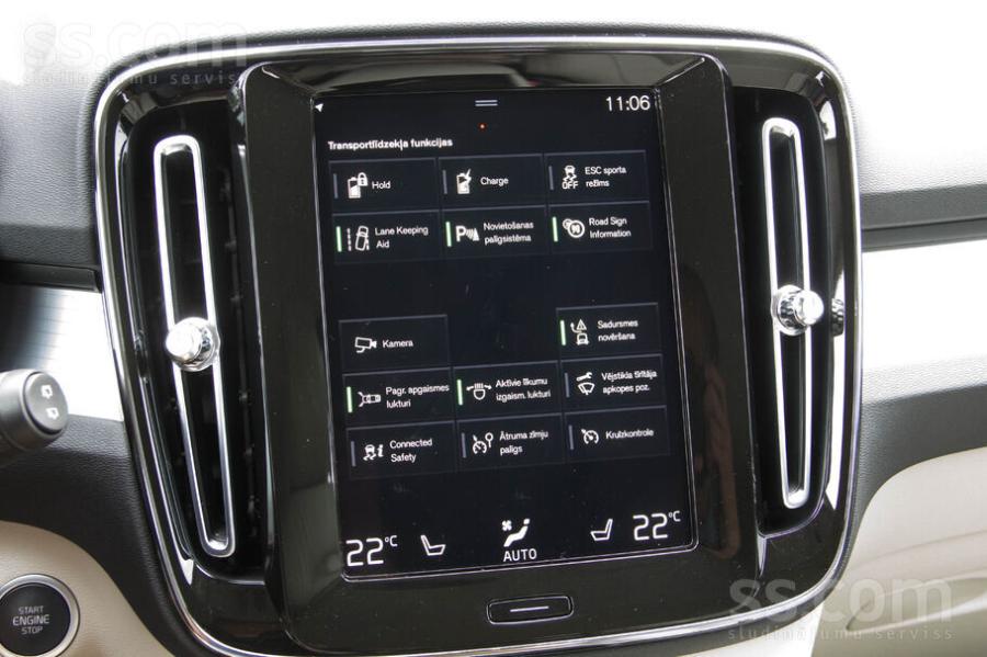 Sarkans Volvo XC40 2022 Tukums, ar dzinēja tilpumu 1.50 L un nobraukumu 181 tūkst. km par 20100 €, foto 26 vietnē AUTOMOTO.COM.LV