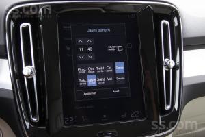 Sarkans Volvo XC40 2022 Tukums, ar dzinēja tilpumu 1.50 L un nobraukumu 181 tūkst. km par 20100 €, foto 29 vietnē AUTOMOTO.COM.LV