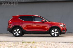 Красный Вольво XC40 2022 в Елгава, объемом двигателя 1.50 л и пробегом 173 тыс. км за 21000 €, фото 5 на AUTOMOTO.COM.LV