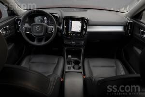 Красный Вольво XC40 2022 в Елгава, объемом двигателя 1.50 л и пробегом 173 тыс. км за 21000 €, фото 10 на AUTOMOTO.COM.LV