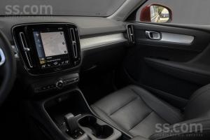 Красный Вольво XC40 2022 в Елгава, объемом двигателя 1.50 л и пробегом 173 тыс. км за 21000 €, фото 12 на AUTOMOTO.COM.LV