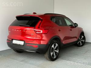 Sarkans Volvo XC40 2024 Rīga, ar dzinēja tilpumu 2.00 L un nobraukumu 26 tūkst. km par 36900 €, foto 4 vietnē AUTOMOTO.COM.LV