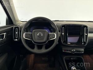 Sarkans Volvo XC40 2024 Rīga, ar dzinēja tilpumu 2.00 L un nobraukumu 26 tūkst. km par 36900 €, foto 11 vietnē AUTOMOTO.COM.LV