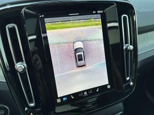 Sarkans Volvo XC40 2025 Prienai, ar dzinēja tilpumu 1.97 L un nobraukumu 5 tūkst. km par 30900 €, foto 21 vietnē AUTOMOTO.COM.LV