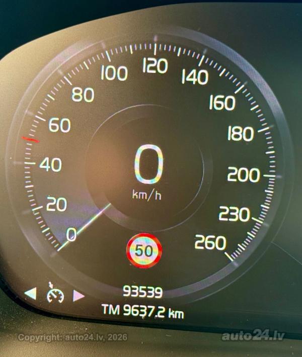 Volvo XC40 2021 in Tallinn, with an engine capacity of 1.50 L and mileage of 94 thousand km for 24200 €, photo 7 on AUTOMOTO.COM.LV