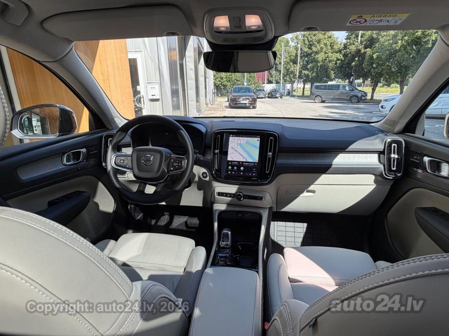 Volvo XC40 2026 Tartu, ar dzinēja tilpumu 2.00 L un nobraukumu 1 tūkst. km par 44500 €, foto 7 vietnē AUTOMOTO.COM.LV